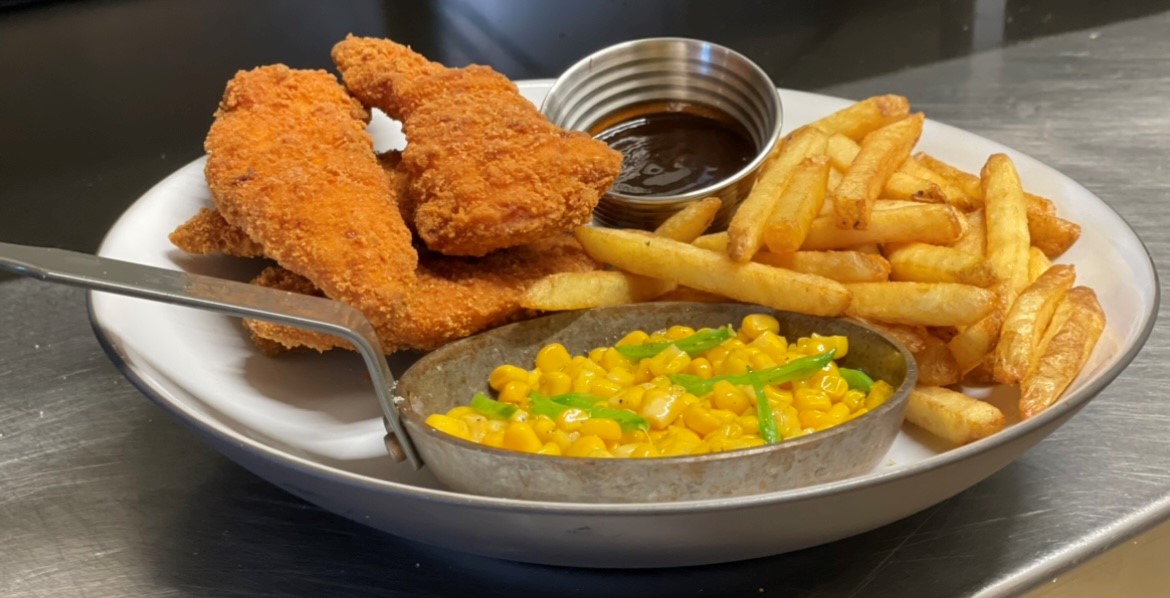 Crispy Chicken filet tallerken - Bajazzo Pizza